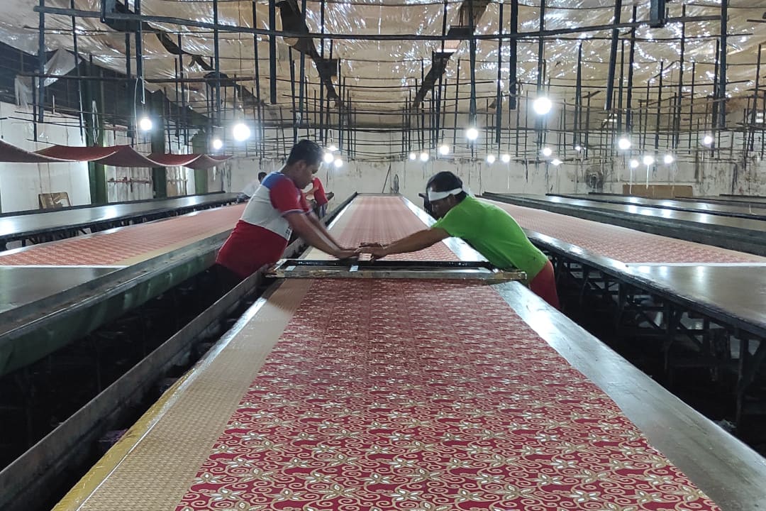 Mengenal Jenis Kain Batik Berdasarkan Teknik Pembuatannya - Produksi Batik